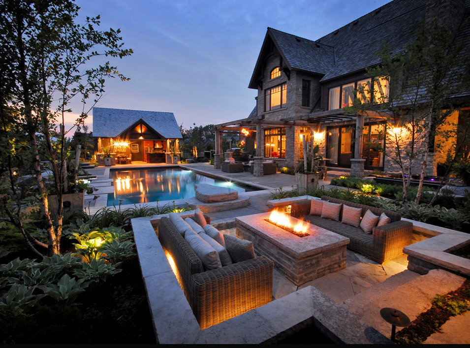 Fascinating Outdoor Fire Pit Designs By The Pool - Top Dreamer