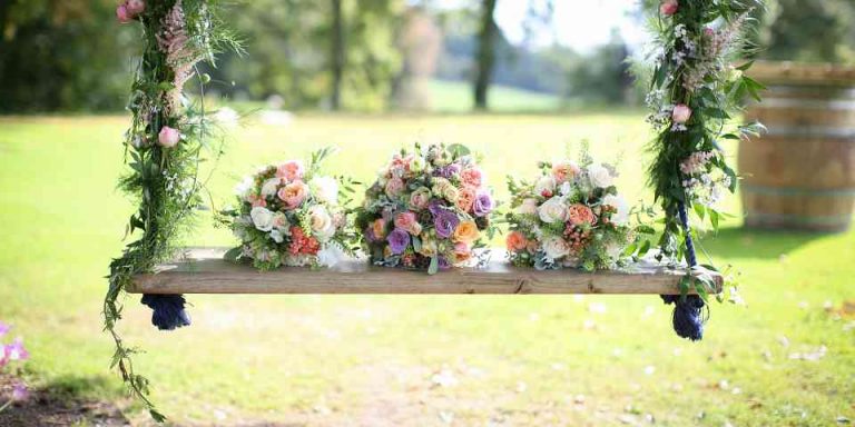 Flower Swing Decorations For The Most Romantic Garden Party - Top Dreamer
