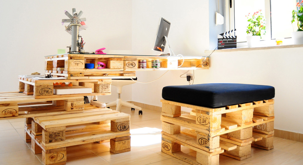 Impressive DIY Palettes Projects For Your Home - Top Dreamer